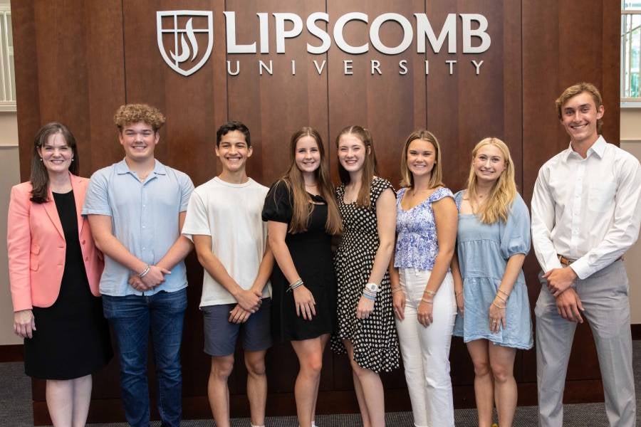 Inaugural leadership, business and engineering scholars announced | Lipscomb University
